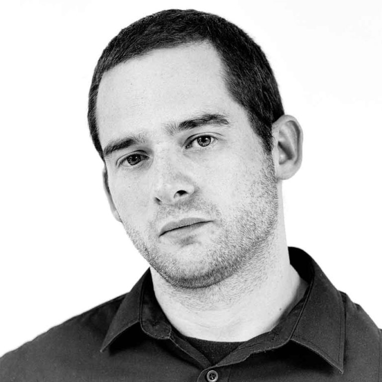 Keyboard-Player-Portrait1